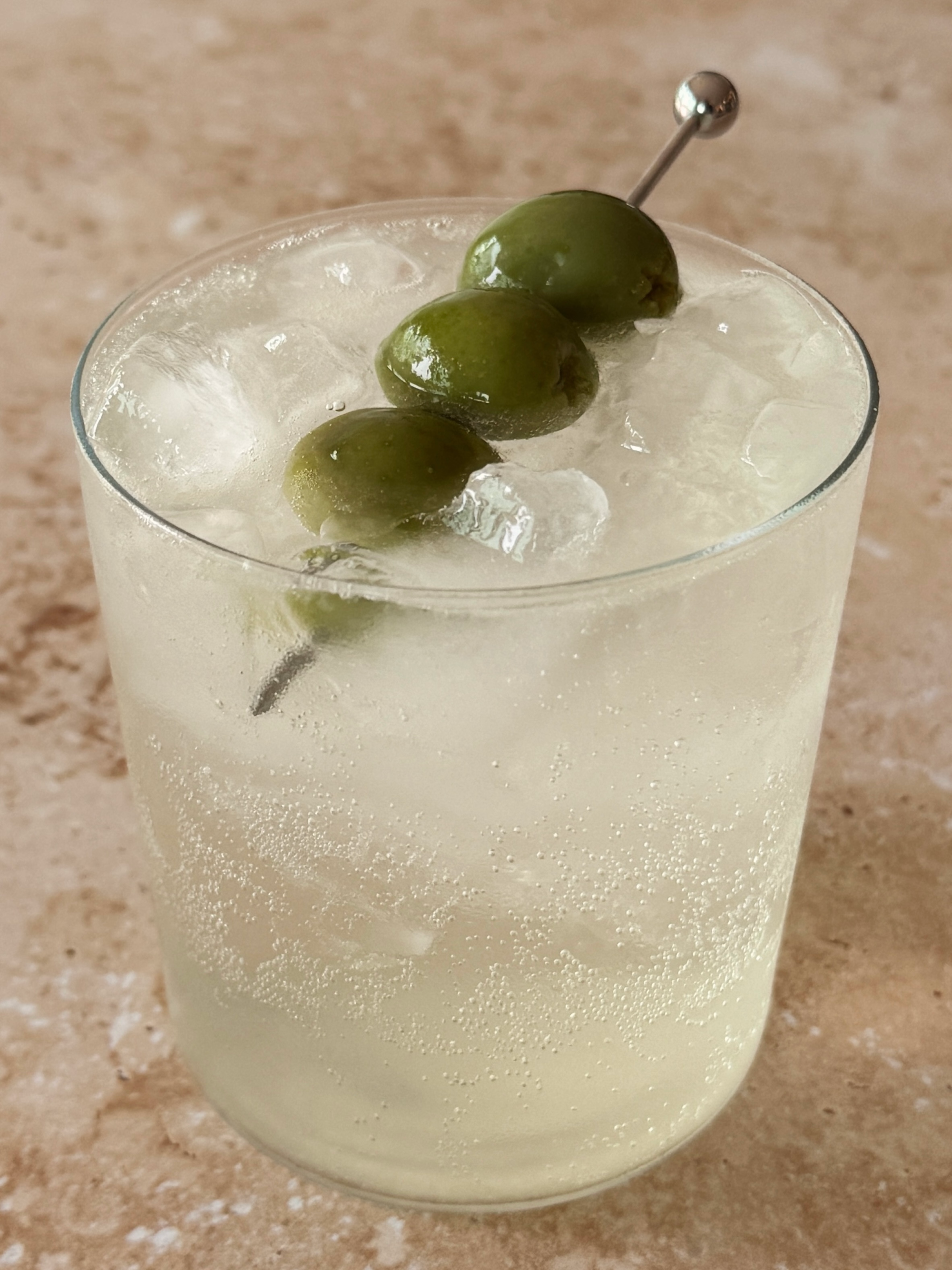 Dirty Lemon Tonic Mocktail - Nutrition By Kristine